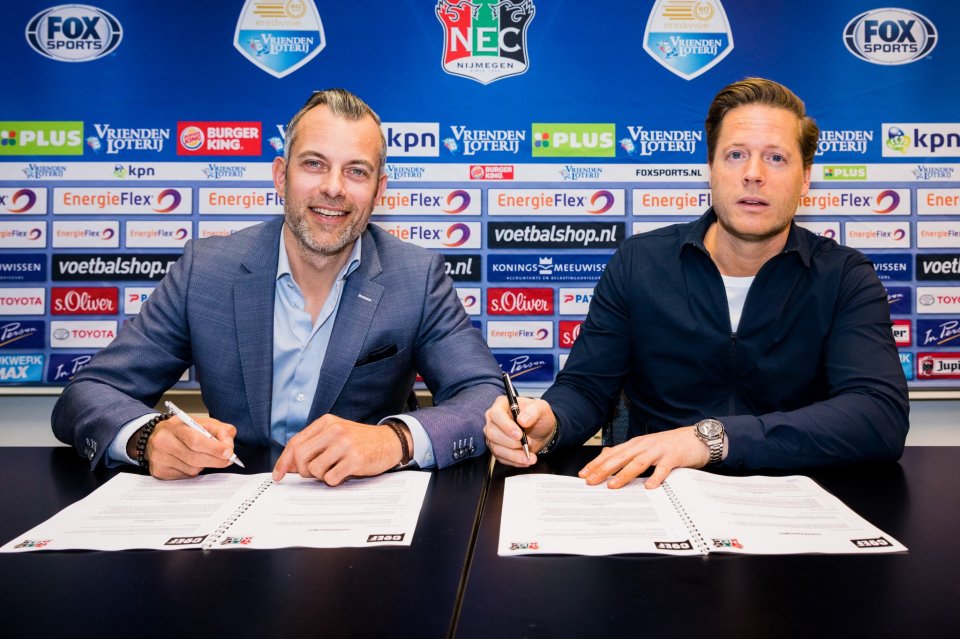 N.E.C. - COEF nieuwe kledingpartner van de N.E.C. selectie