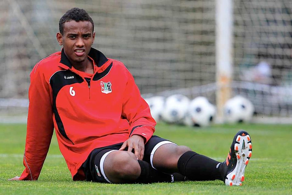 N.E.C. - Abdisalam Ibrahim twee wedstrijden geschorst