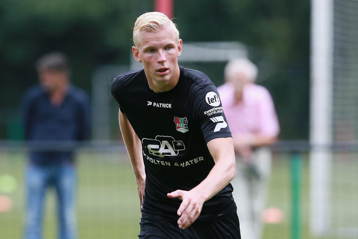 N.E.C. - Lucas Woudenberg:"Wil mezelf in de basis spelen bij N.E.C."