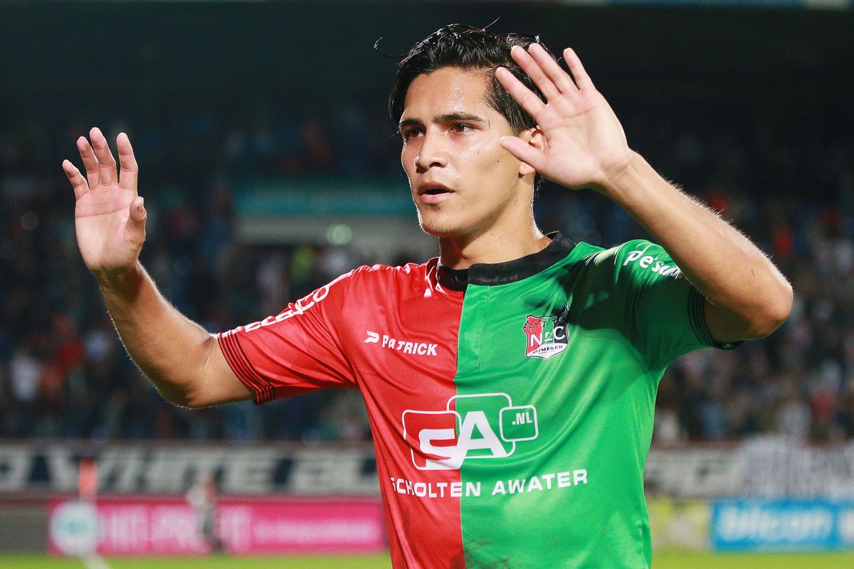 N.E.C. - Navarone Foor schiet N.E.C. naar overwinning in Tilburg